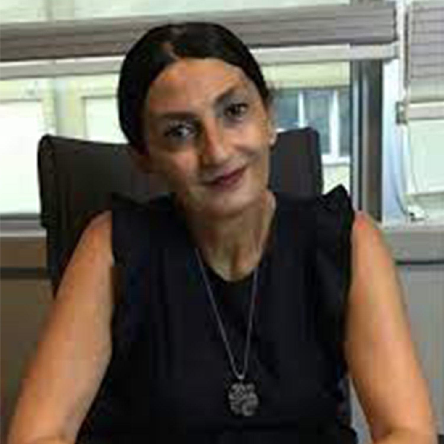 Prof.Dr. Sermin KESEBİR - بيمارستان